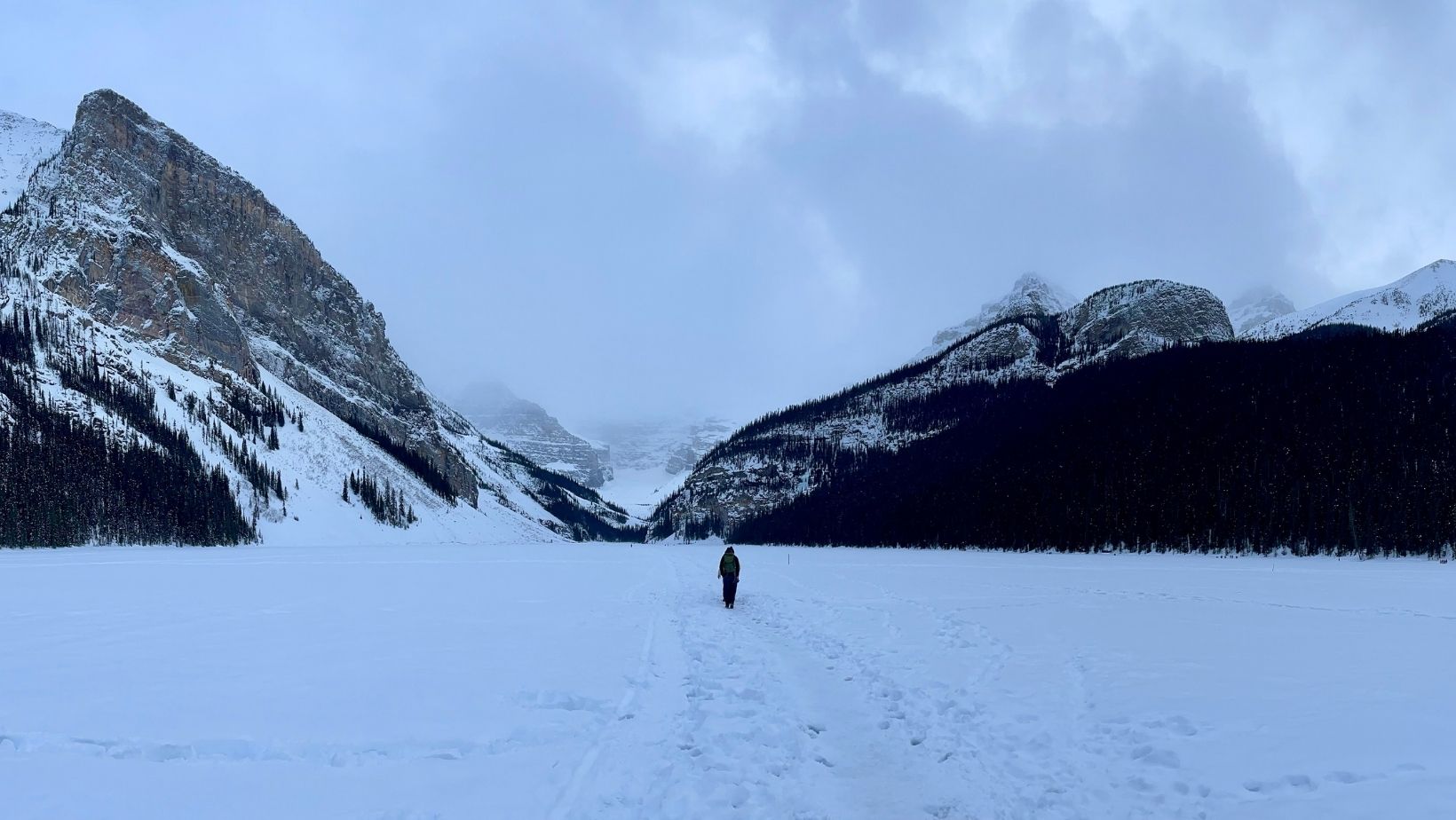 Winter Fun in Canada - Parks & Peaks with Peter